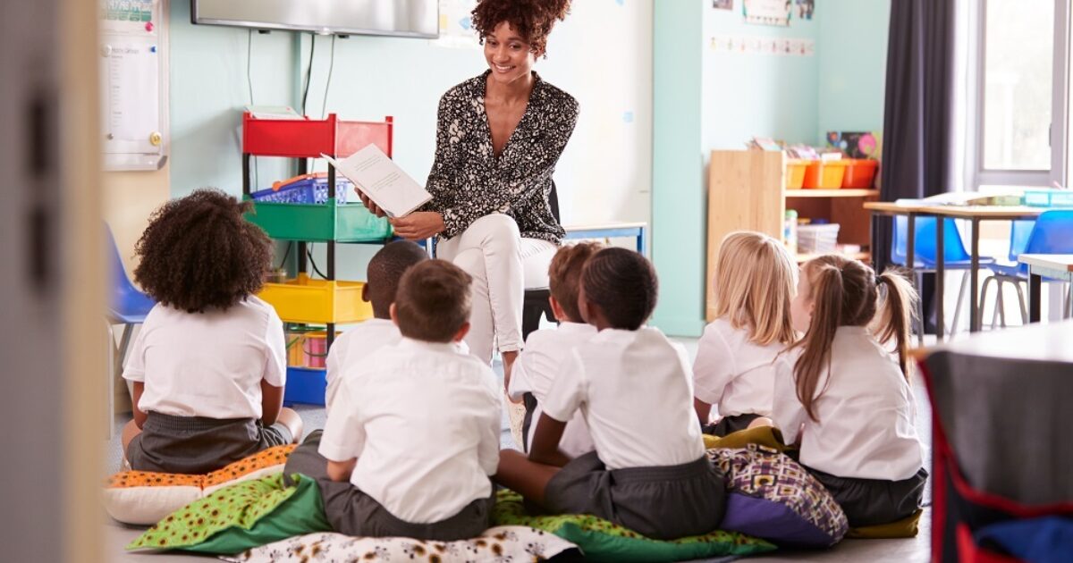 Book talks with librarians: Opportunities and perspectives