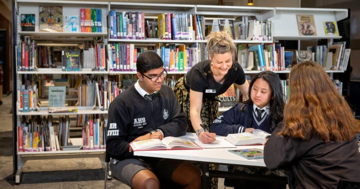 Teacher librarians and student literacy