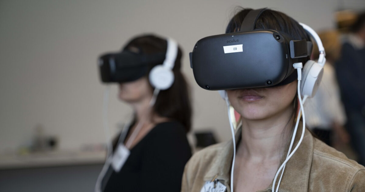 Virtual reality and social and emotional learning